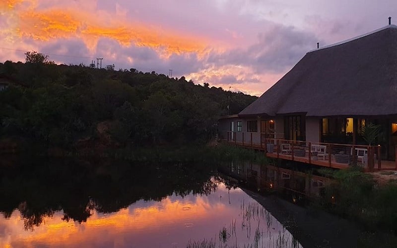 Barefoot Addo Elephant Lodge
