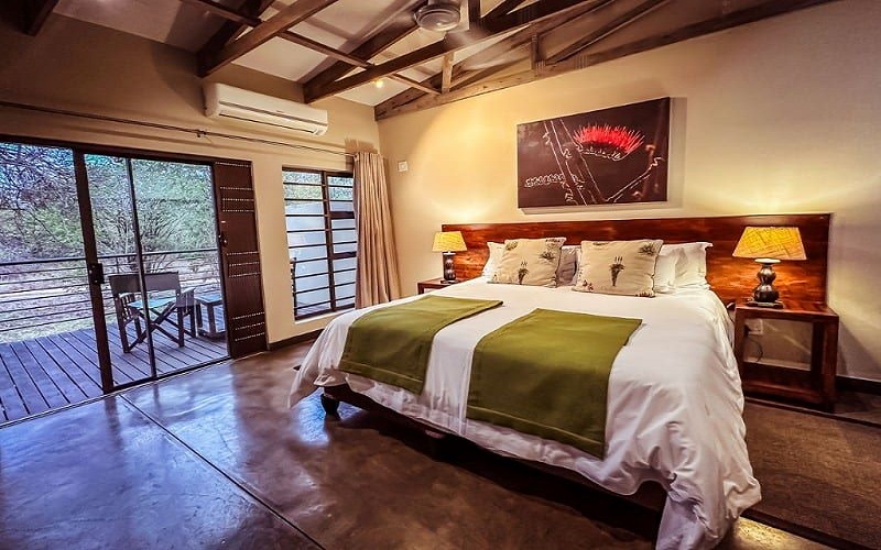 Bushveld Terrace Safari Hotel