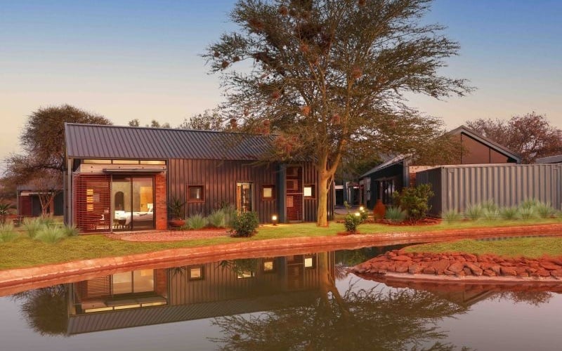 Naka Luxury Safari Lodge