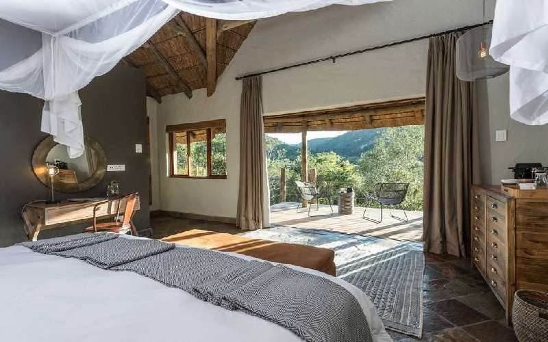 Inzolo Exclusive Game Lodge, Sidbury, South Africa