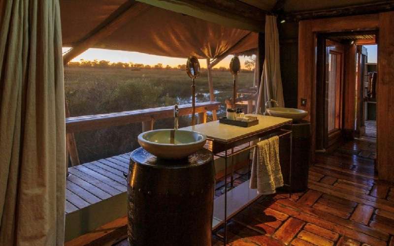 Little Mombo Camp, Wilderness Safaris, Moremi Game Reserve, Botswana